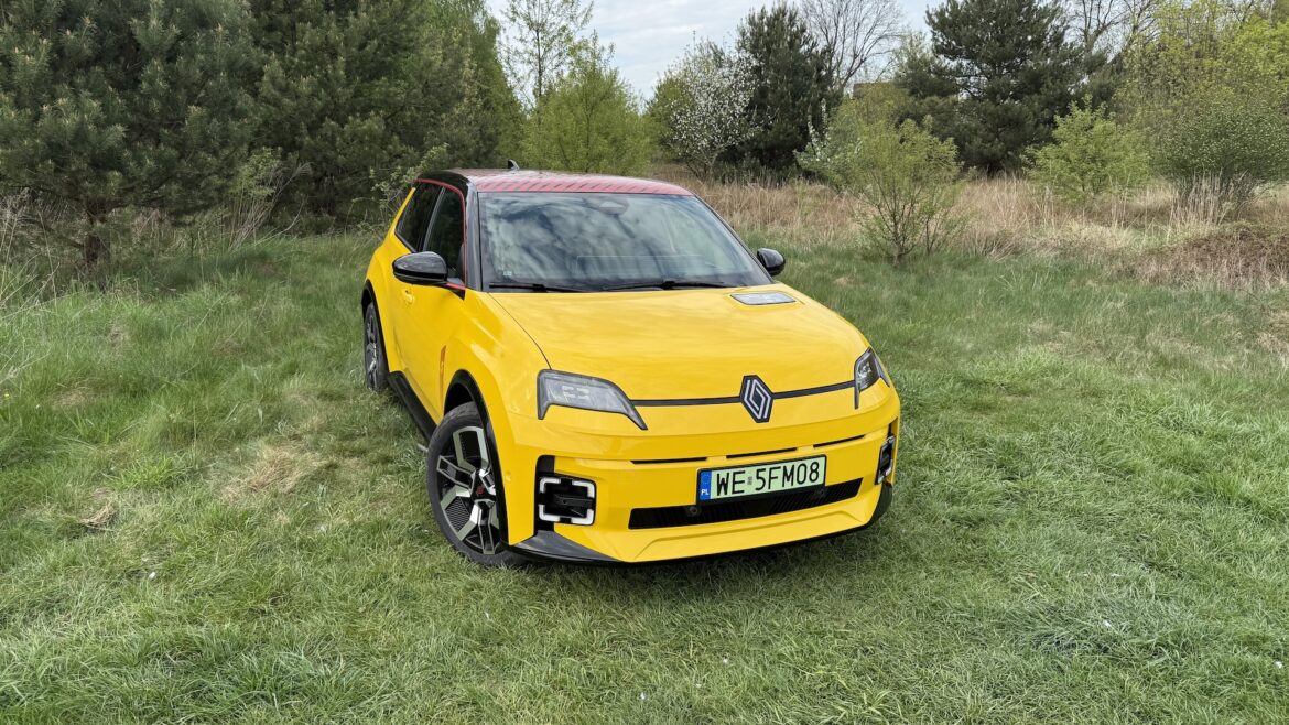 Renault 5 eTech Electric – Maciek 'Pertyn' Pertyński